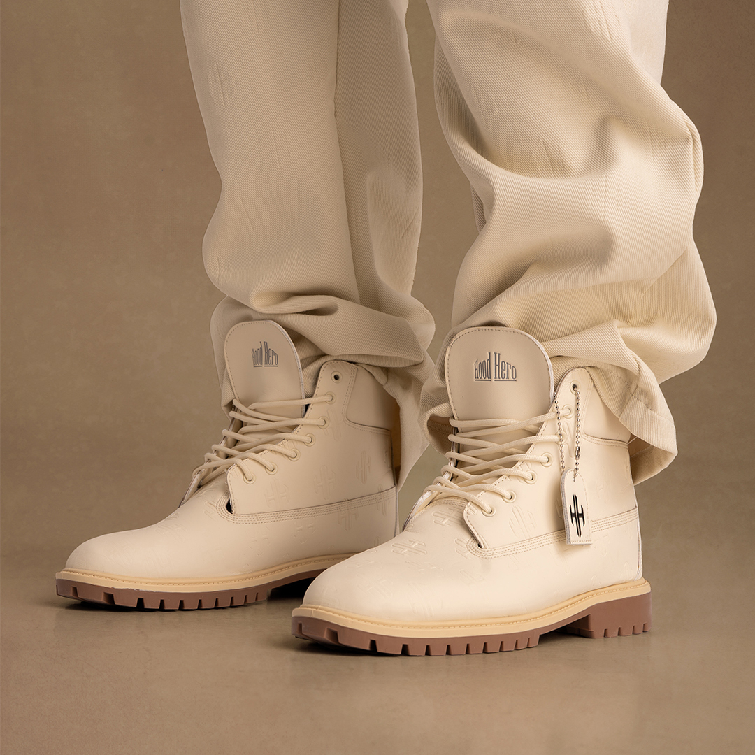 Fall-Winter 2024: Winter Shoes Embossed - Cream